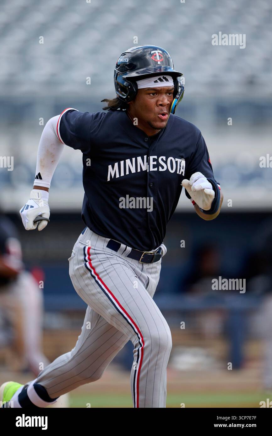 Minnesota Twins Quentin Young (40) running the bases during an MiLB ...