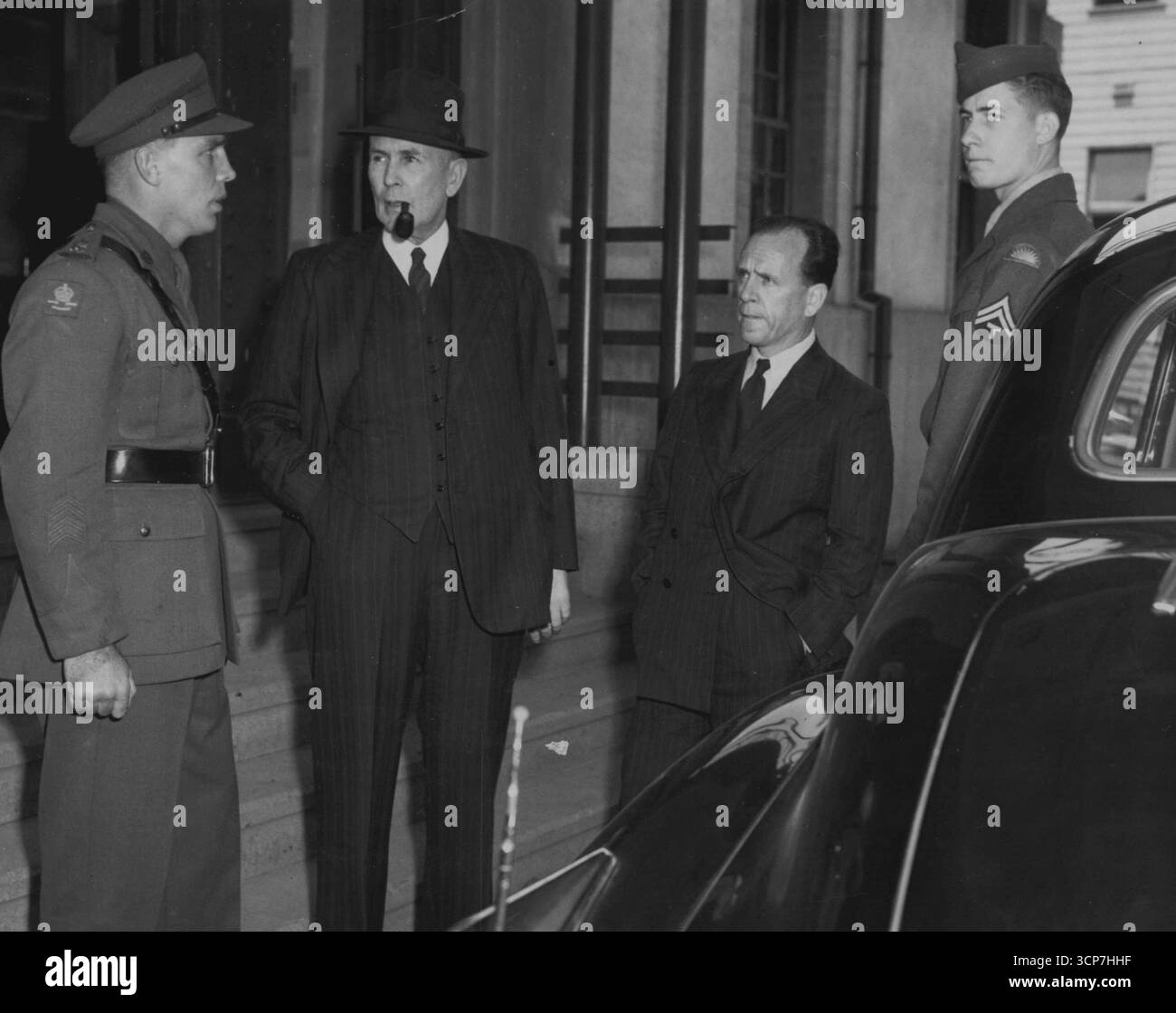 J.B ChifleyLeft to right Lt/Col D.R. Jackson Co "P/F *****, J.B Chifley ...
