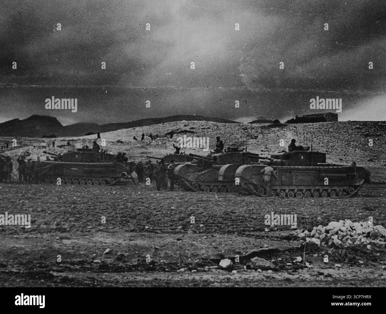 Churchill tank tanks war file hi-res stock photography and images - Alamy