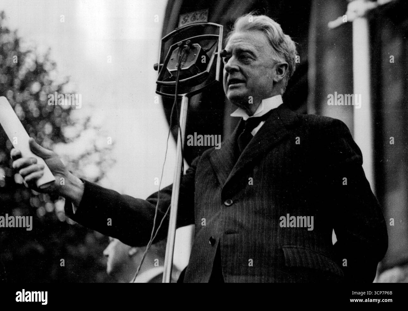 Mr william cosgrave hi-res stock photography and images - Alamy