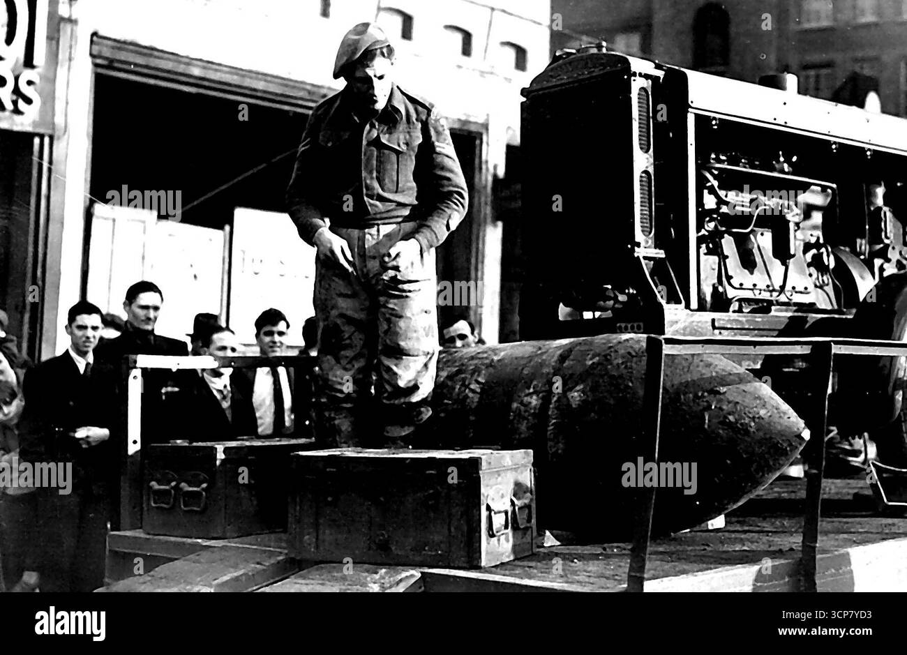 Removing An Unwanted War Veteran The 3,000lb bomb on an Army lorry in ...
