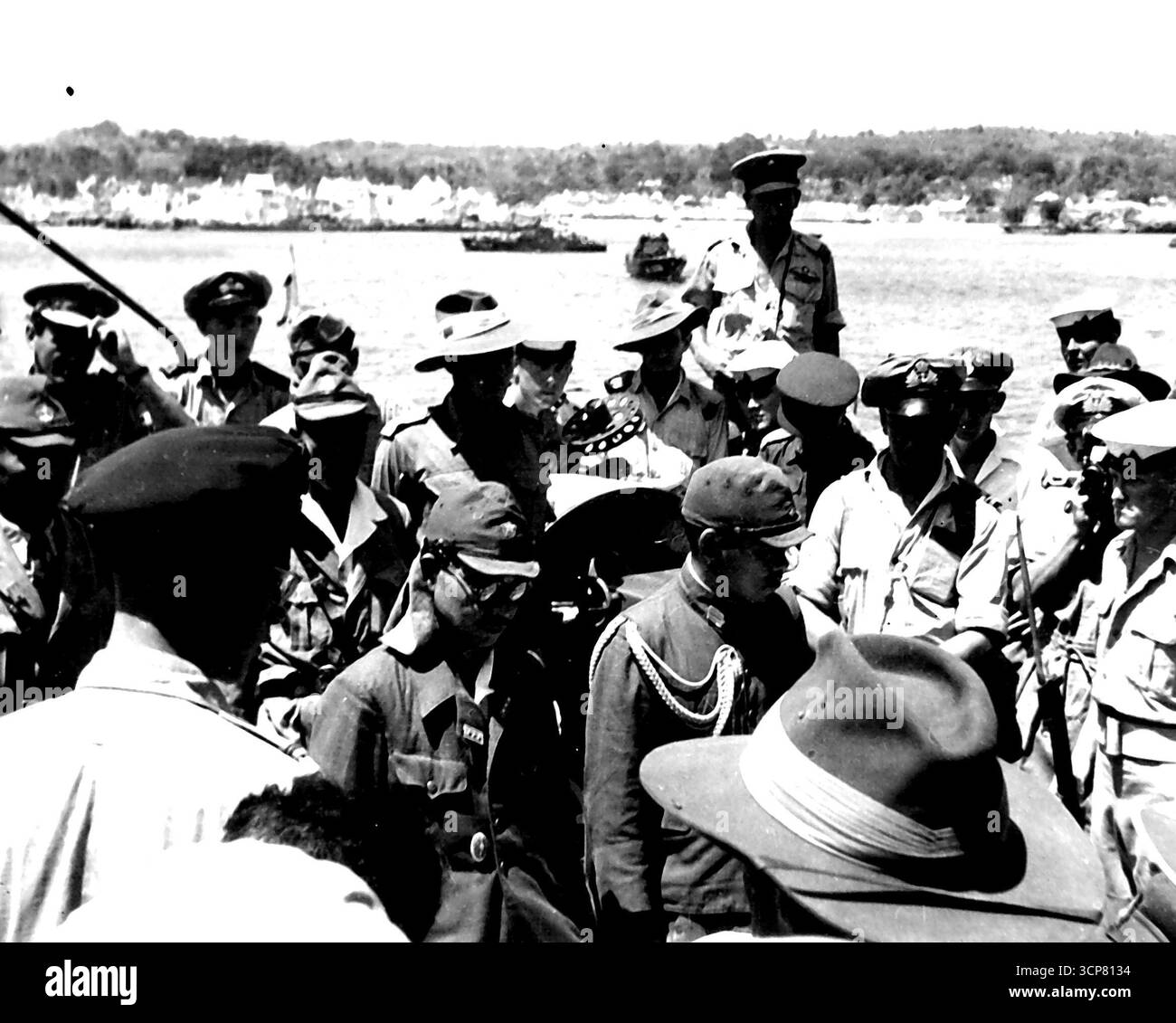 Surrender of Timor -- The Japanese commander, Colonel Kaida Tatuichi ...
