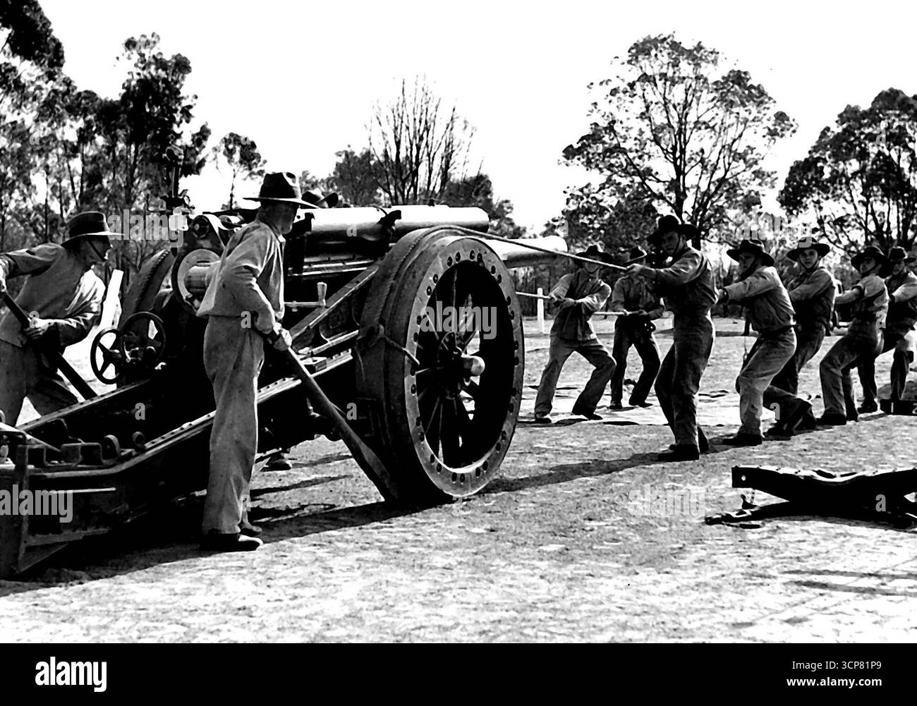 1st medium Bde at Holdsworthy. Universal trainees using drag rope to ...