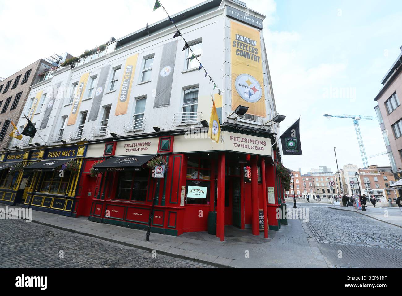 Dublin, Ireland - 24th September 2025 - Fitzsimon's pub in Temple Bar ...