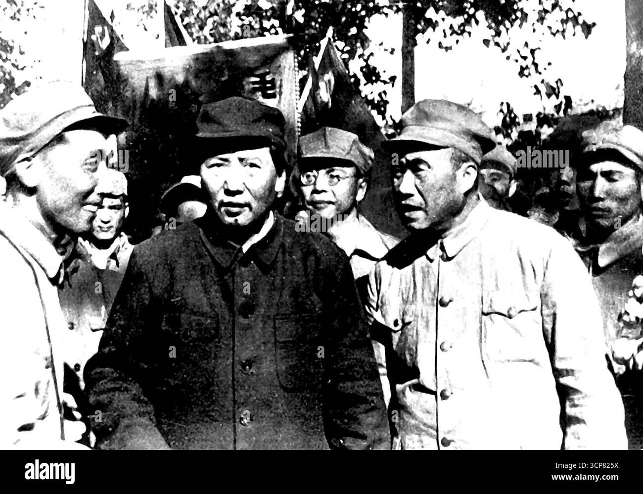 Gen chu teh black and white hi-res stock photography and images - Alamy