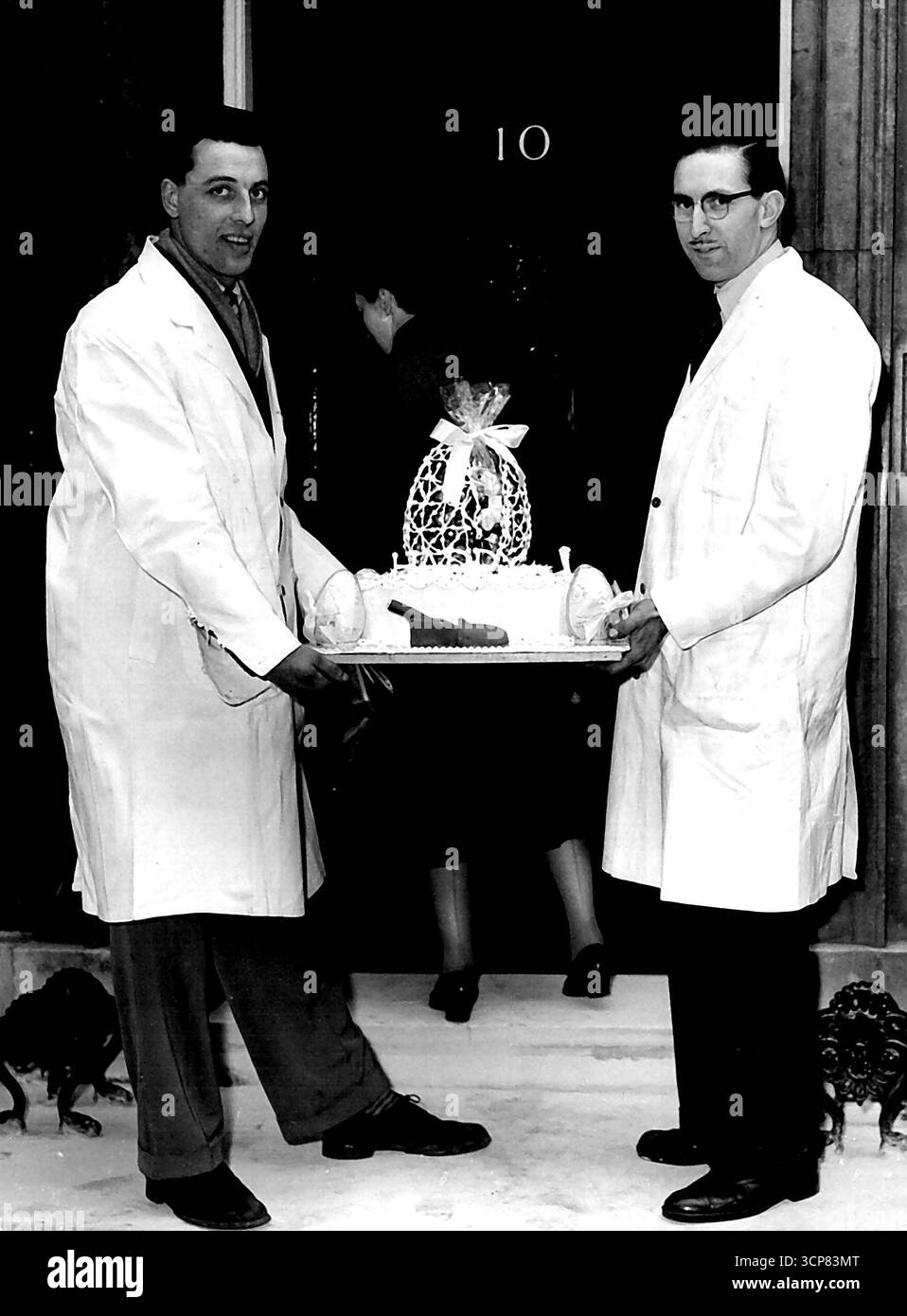 For Her 70th Birthday - Lady Churchills 70th birthday cake is delivered ...