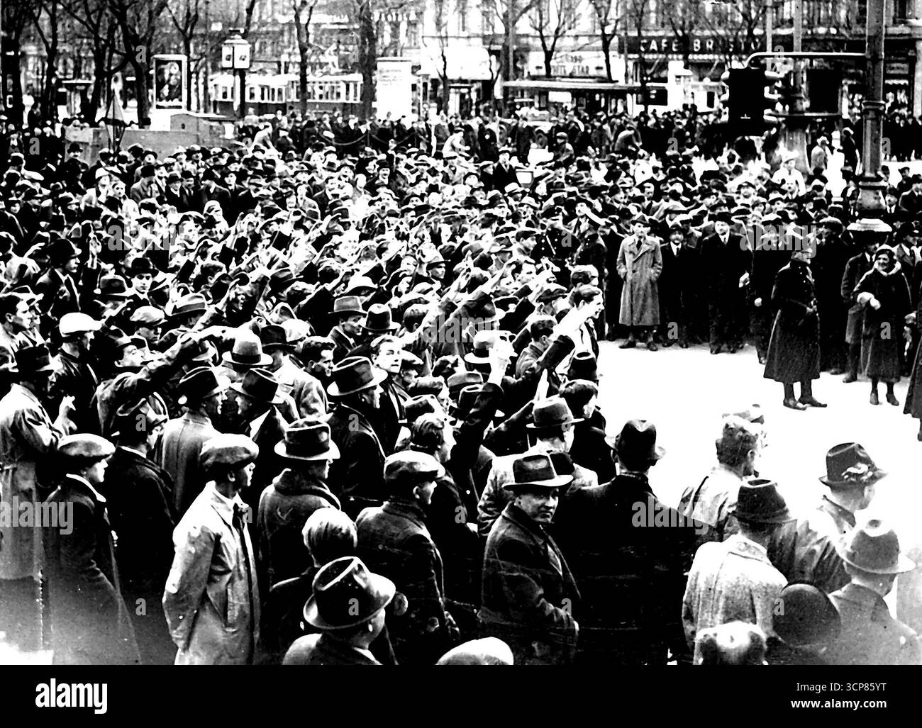 German troops marched into vienna 1938 hi-res stock photography and ...