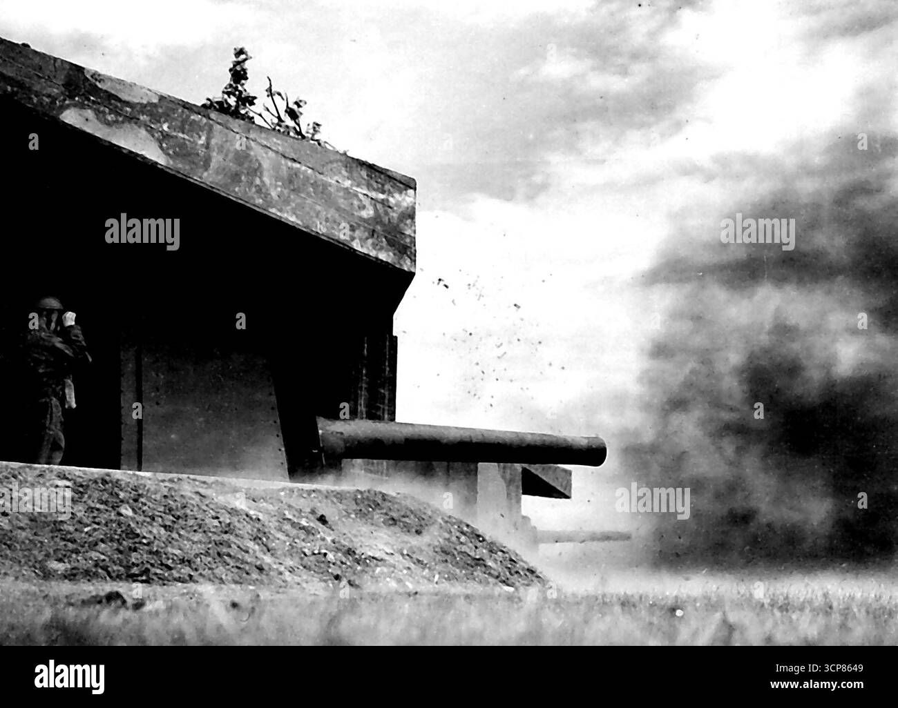 Defences of The East Coast of Great Britain -- The Battery firing ...