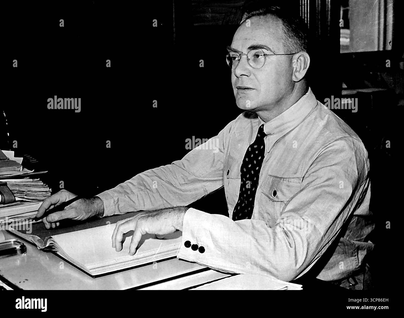 Vintage lady pictures Black and White Stock Photos & Images - Alamy