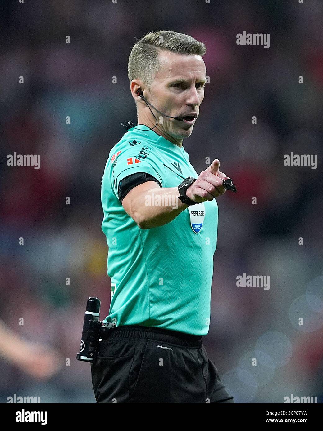 Referee Alejandro Jose Hernandez Hernandez during La Liga match ...