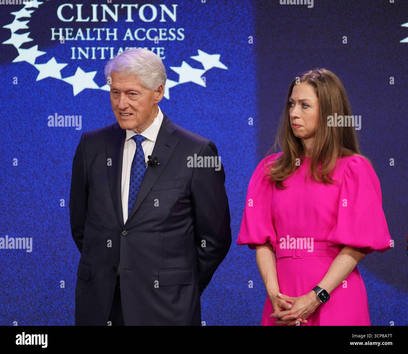 Bill Clinton, Chelsea Clinton on stage for Clinton Global Initiative ...
