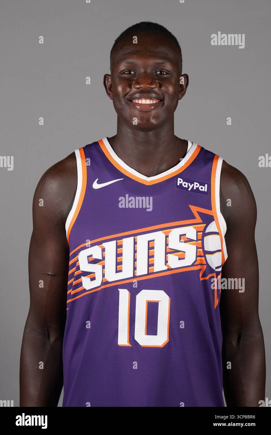 Phoenix Suns center Khaman Maluach (10) poses during the NBA basketball ...