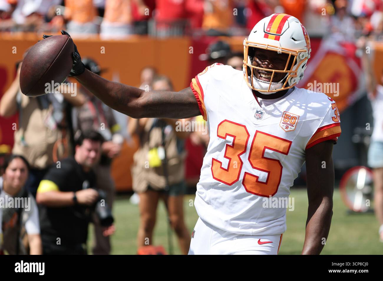 Tampa Bay Buccaneers cornerback Jamel Dean (35) celebrates an ...