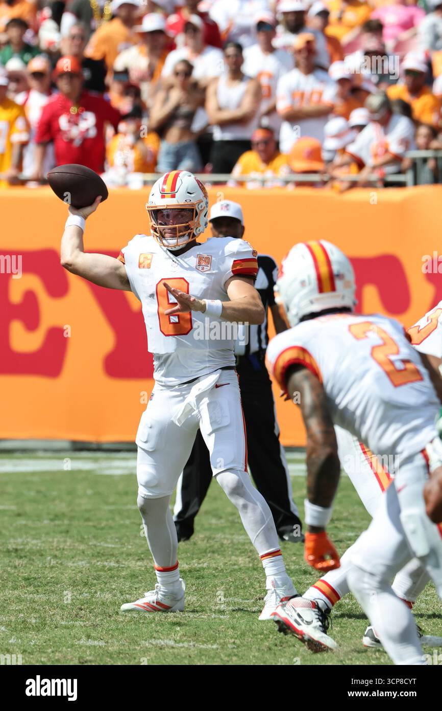 Tampa Bay Buccaneers quarterback Baker Mayfield (6) throws a pass ...