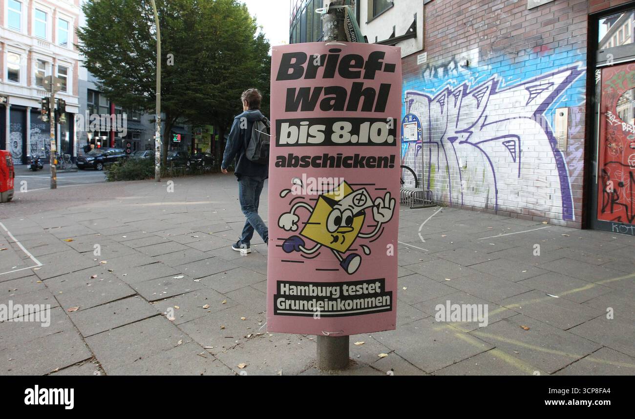 RECORD DATE NOT STATED An einem Pfeiler in der Schanzenstraße hängt ein ...
