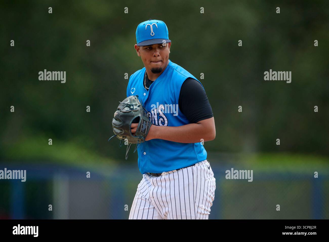 Tampa Tarpons pitcher Edinzo Marquez (38) during an MiLB Florida State ...