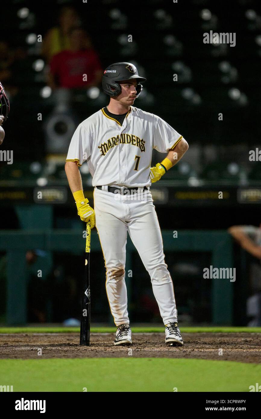 Bradenton Marauders Josh Tate (7) bats during an MiLB Florida State ...