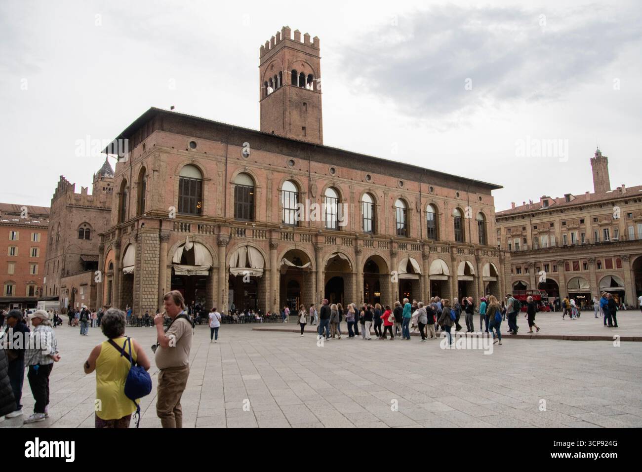 Palazzo del podesta in hi-res stock photography and images - Alamy
