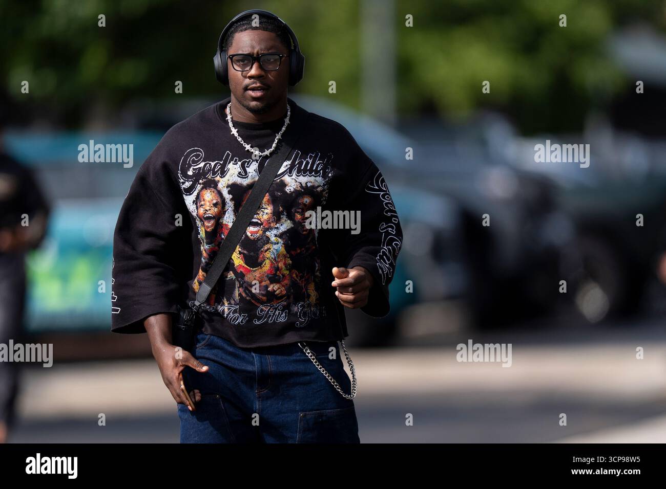 Philadelphia Eagles linebacker Jalyx Hunt arrived at the stadium prior ...