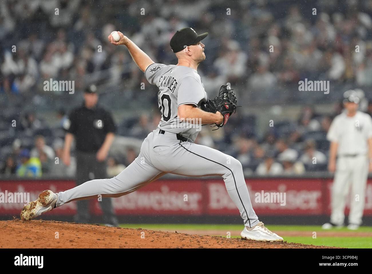 BRONX, NY - SEPTEMBER 24: Chicago White Sox Pitcher Tyler Alexander (70 ...