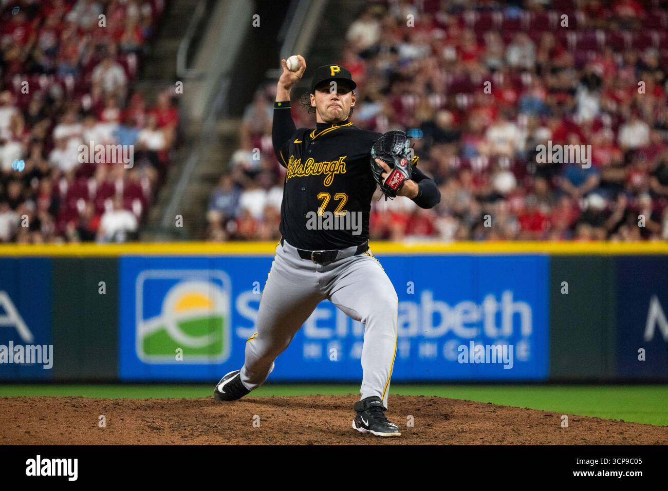 Pittsburgh Pirates pitcher Isaac Mattson delivers in the eighth inning ...