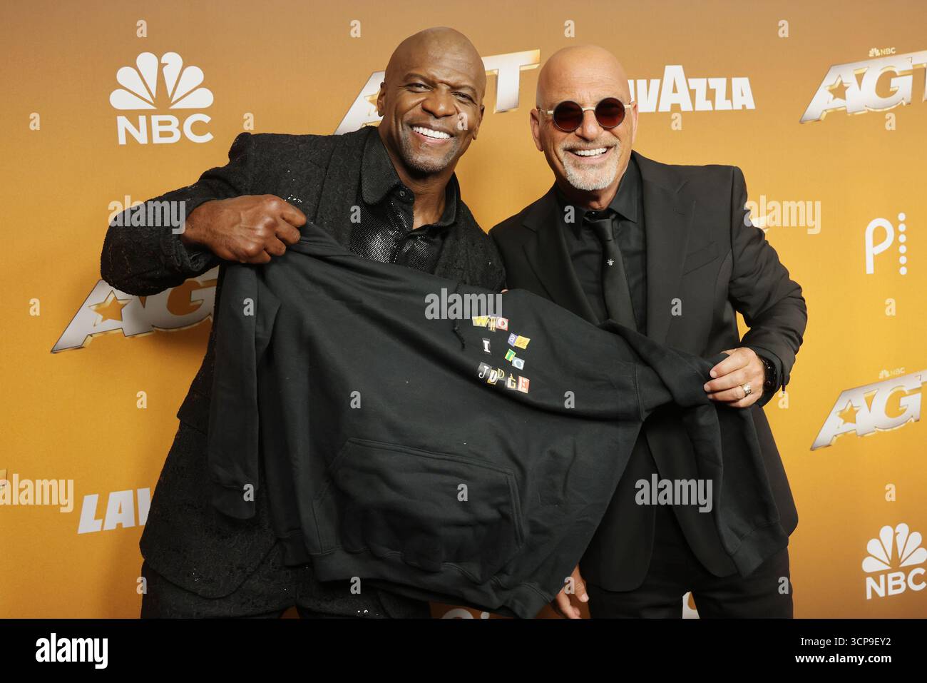 PASADENA, CA: SEPTEMBER 24: Terry Crews and Howie Mandel at America's ...