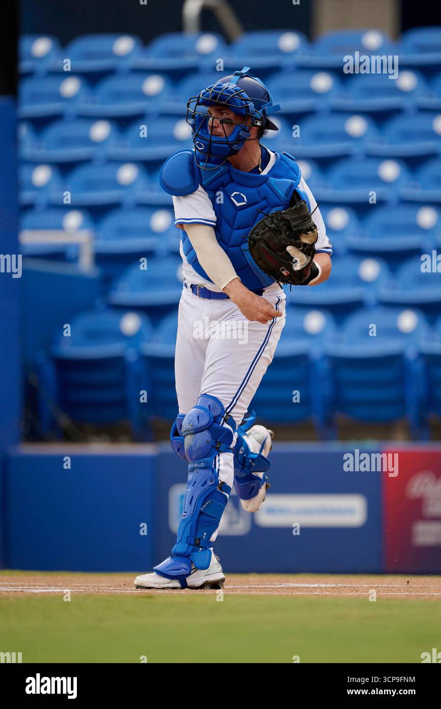 Dunedin Blue Jays catcher Jaxson West (17) throws down to second base ...