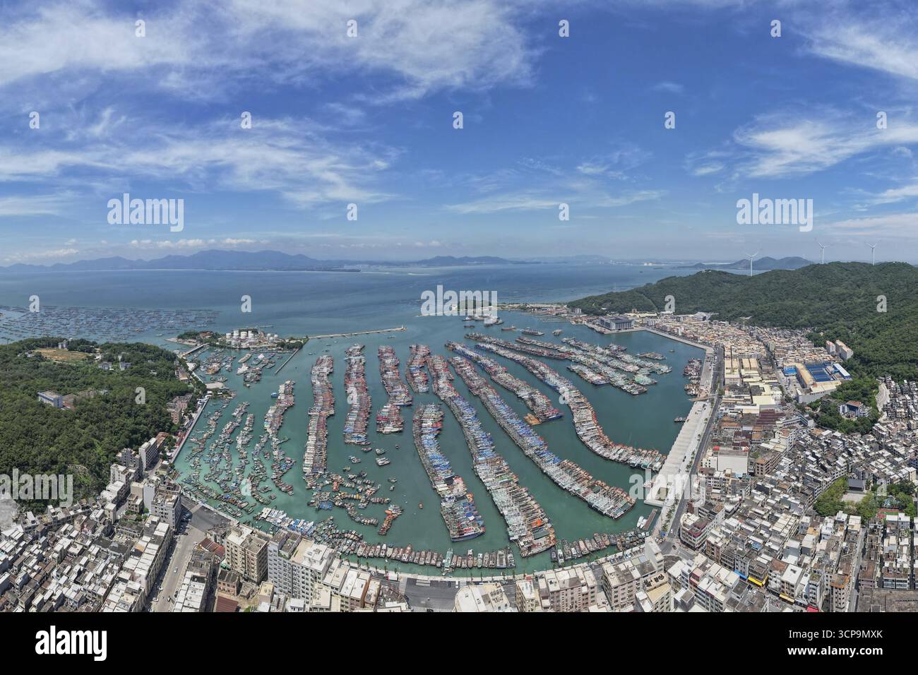 **CHINESE MAINLAND, HONG KONG, MACAU AND TAIWAN OUT** Vessels return to ...