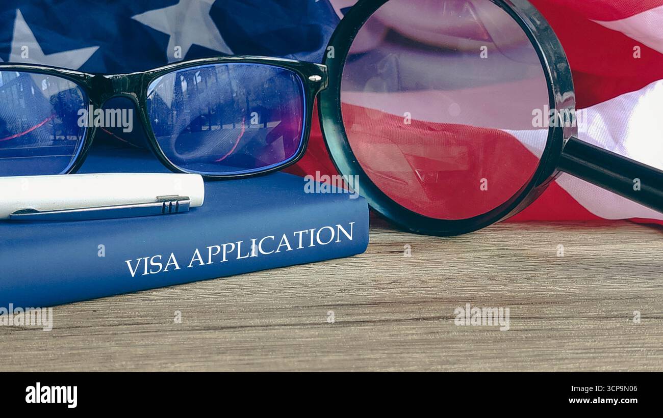 Expert in application security hi-res stock photography and images - Alamy