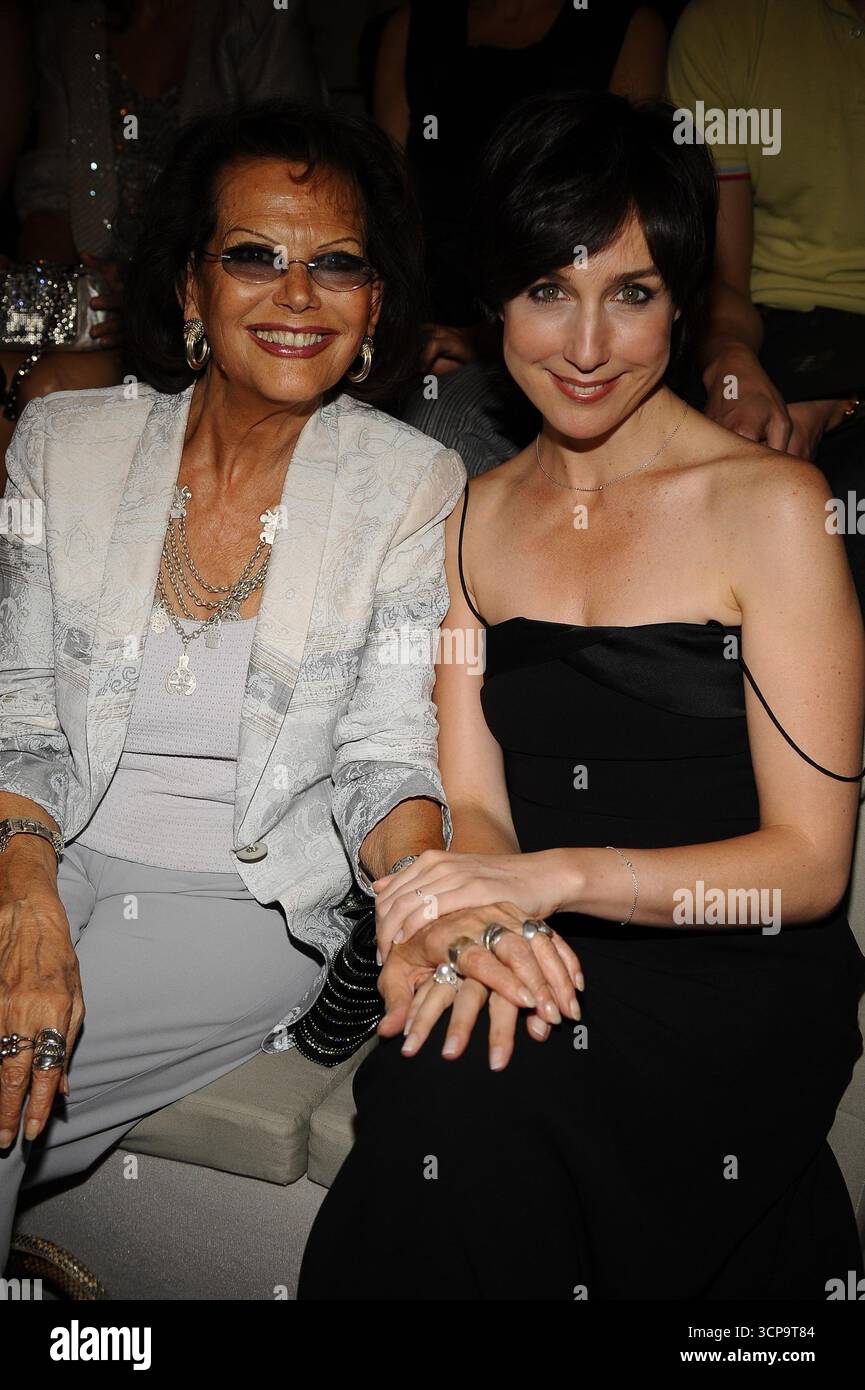 Event: (id=35685) Sfilata Giorgio Armani Prive' Alta Moda A/I 08-09 ...