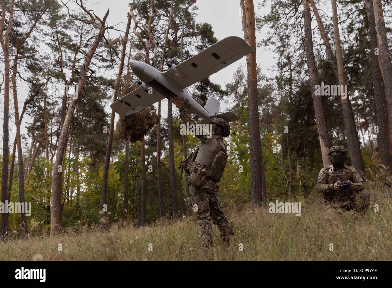 Ukrainian soldiers prepare to launch an Avenger UAV drone in Ukraine's ...