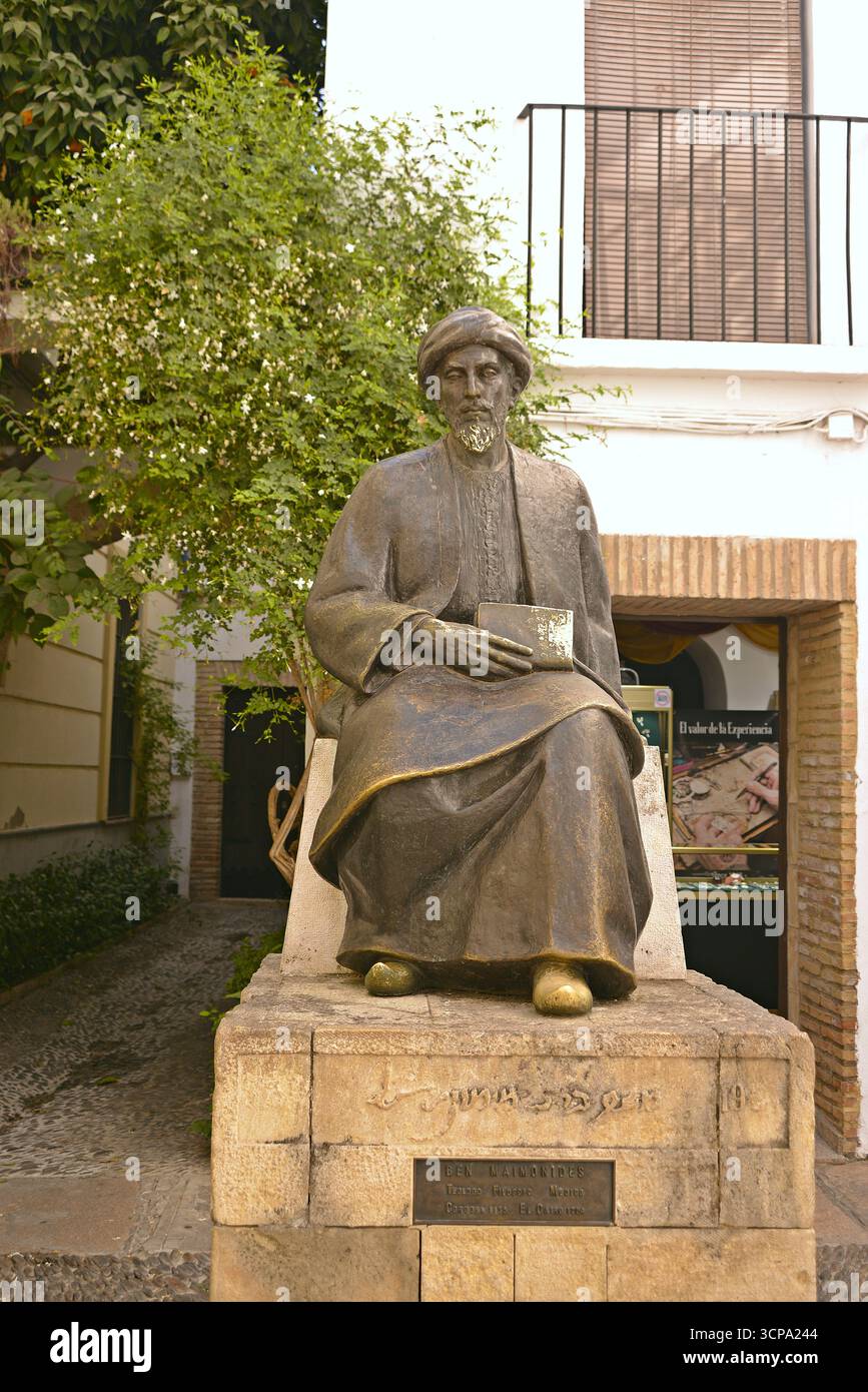 Sculpture of Maimonides located in the Jewish Quarter of Cordoba ...