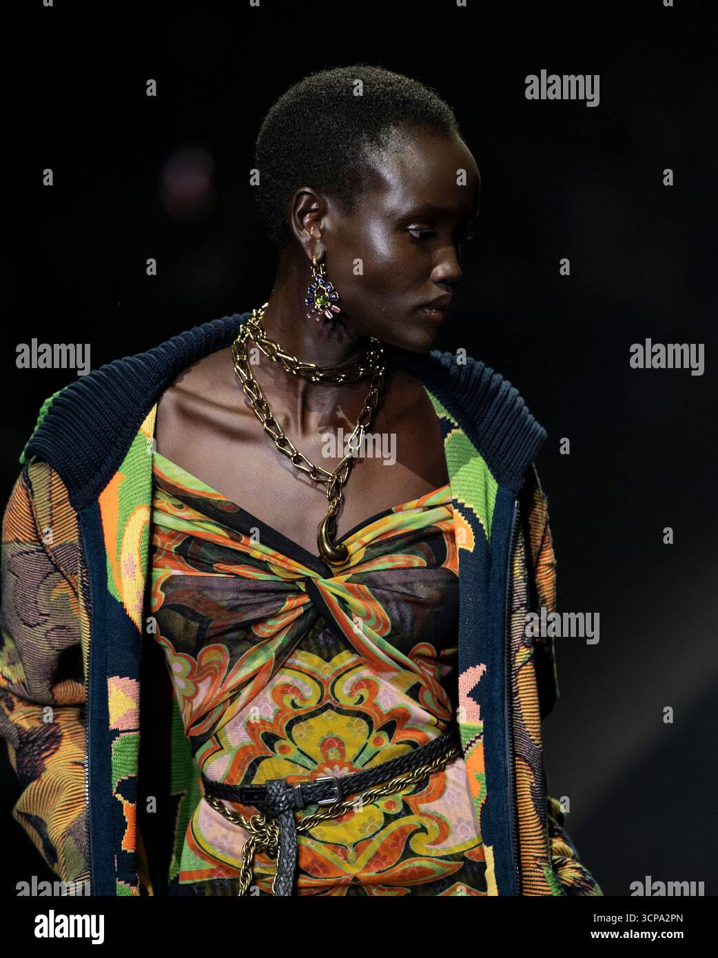 Milan Fashion Week - Women S/S 2026 Etro Fashion Show Vibes Milan ...