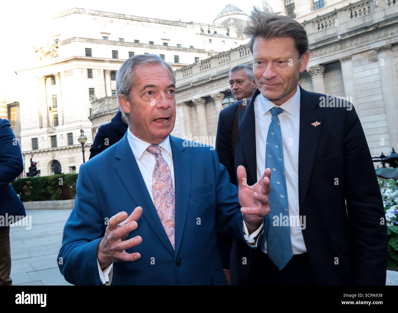 Bank of England, London, UK. 25th Sep 2025. Reform Party UK: Nigel ...