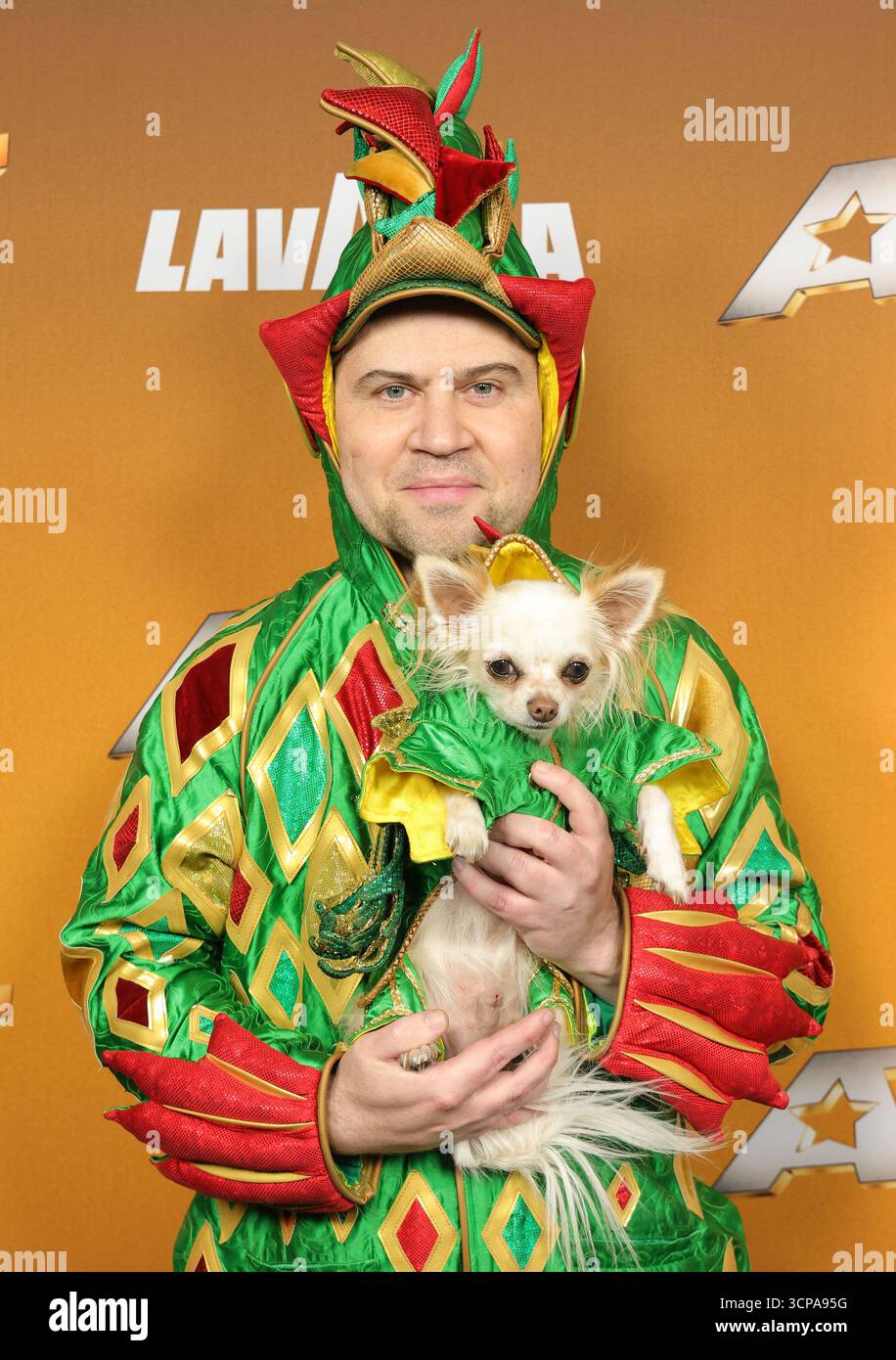 Pasadena California Usa 24th Sep 2025 Piff The Magic Dragon At