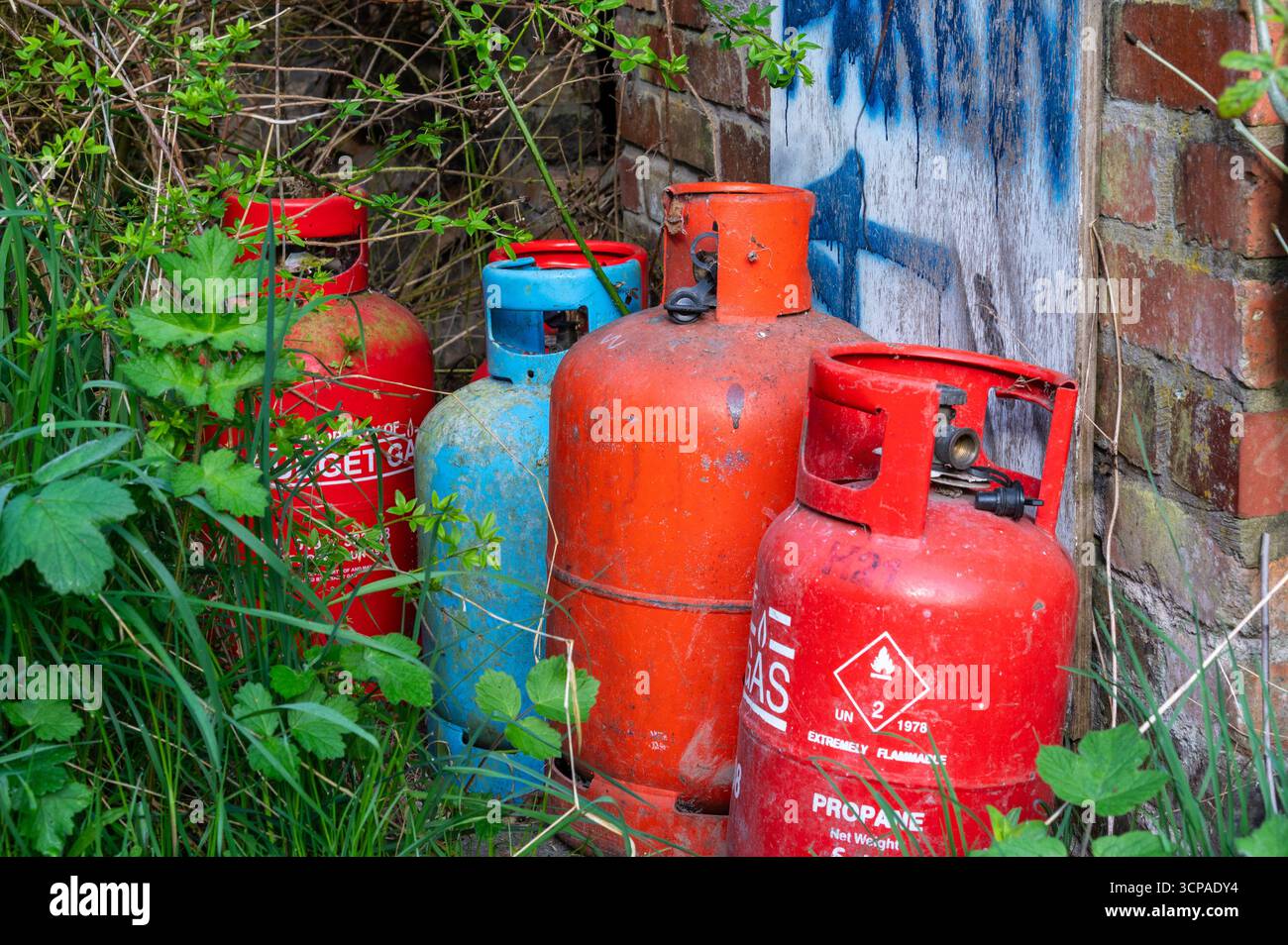 Disused canisters hi-res stock photography and images - Alamy