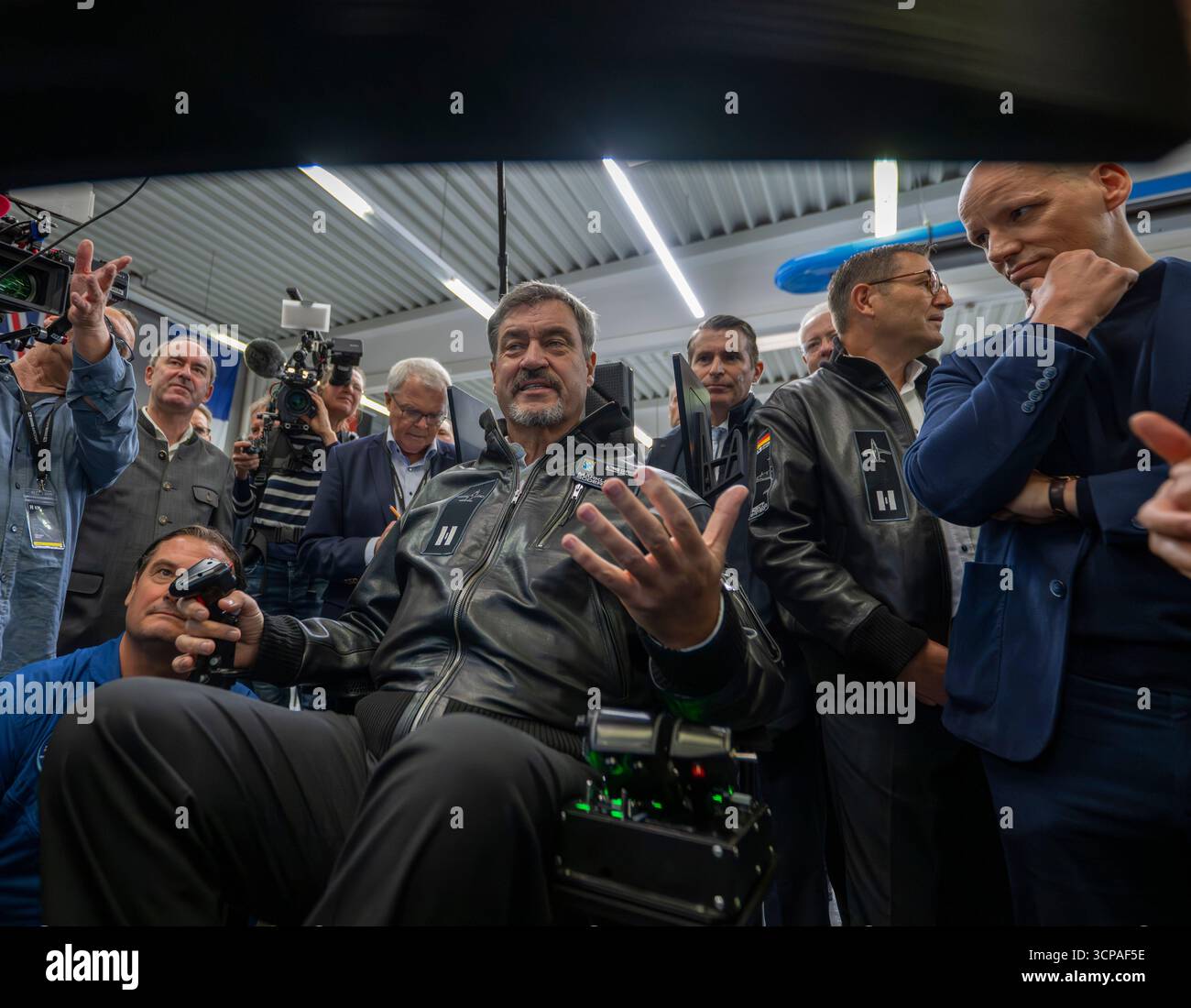 25 September 2025, Bavaria, Tussenhausen: Markus Söder, (CSU) Minister ...