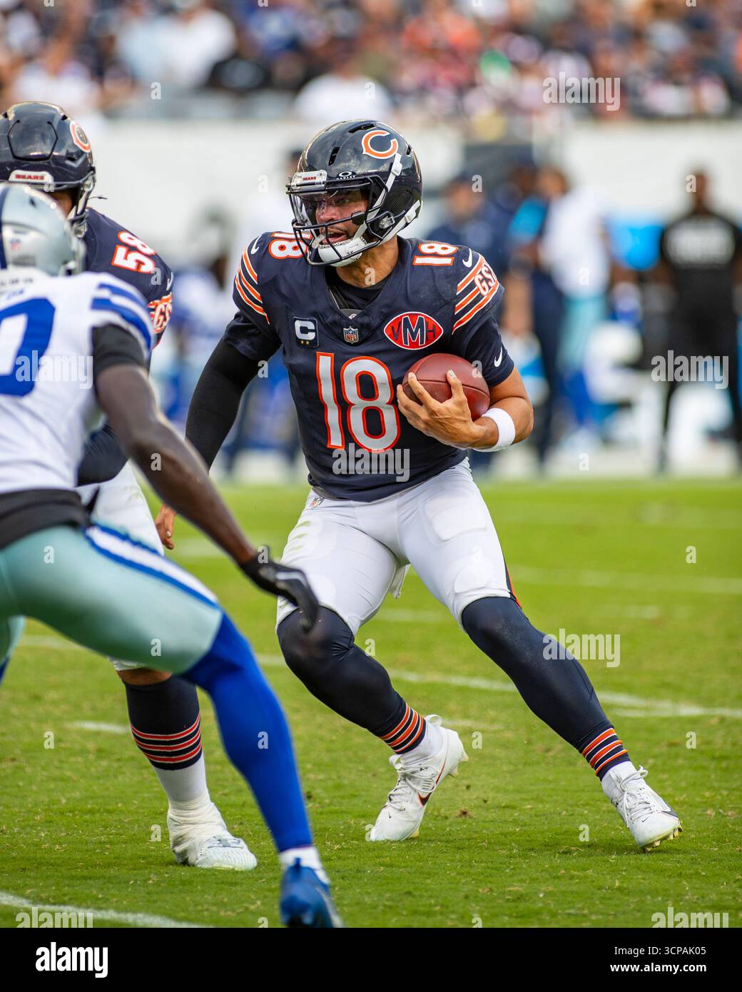 September 21, 2025: Chicago Bears Quarterback Caleb Williams (18) runs ...