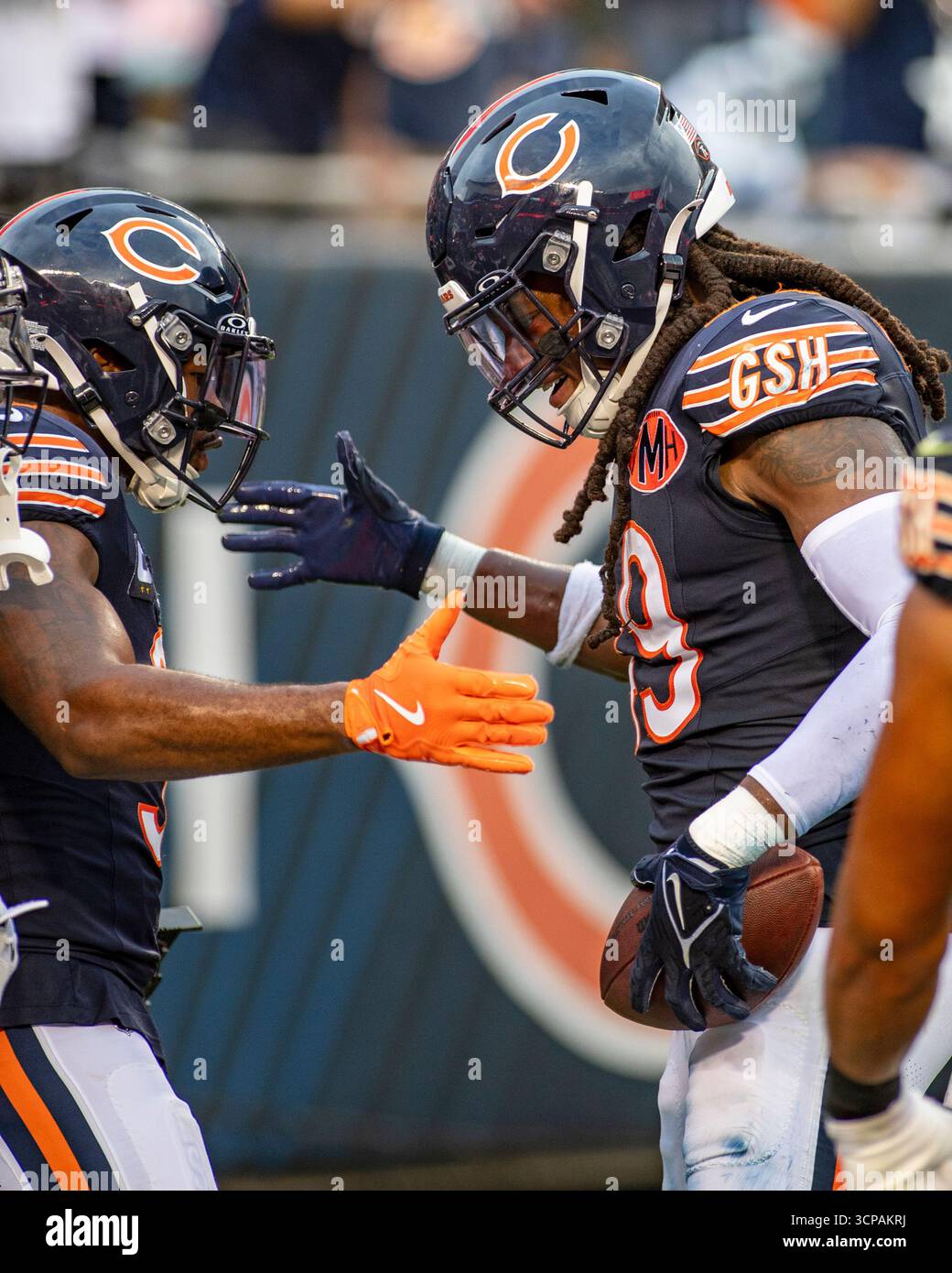 September 21, 2025: Chicago Bears Tremaine Edmunds (49) celebrates his ...