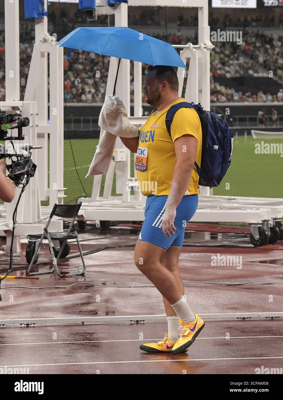 Daniel Ståhl of Sweden competing in the men’s discus at the World ...