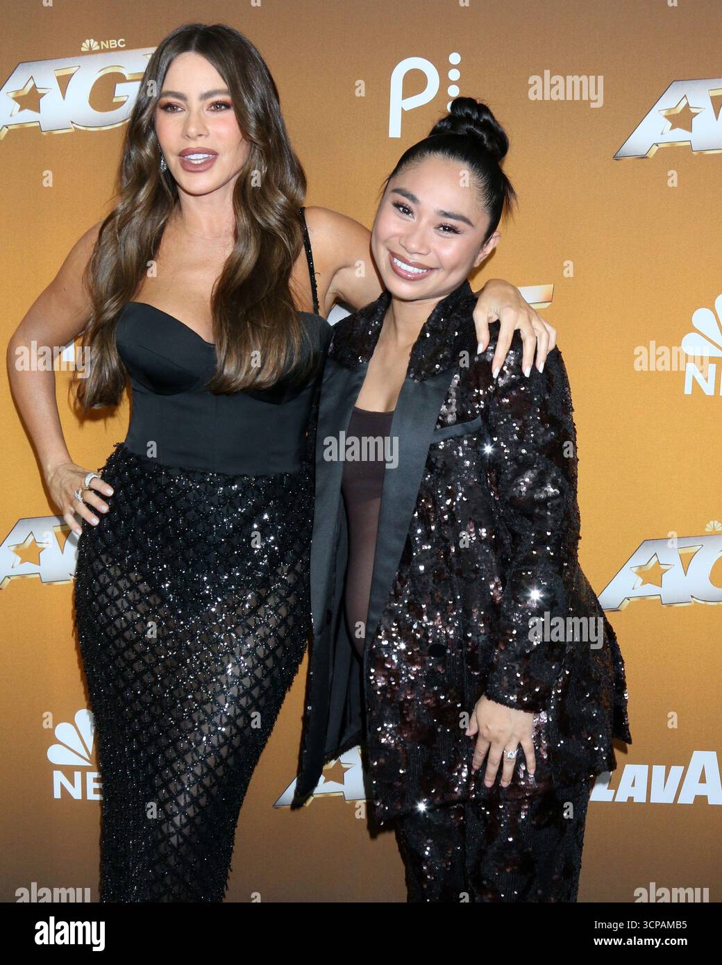 Sofia Vergara, Jessica Sanchez at arrivals for AMERICA'S GOT TALENT ...