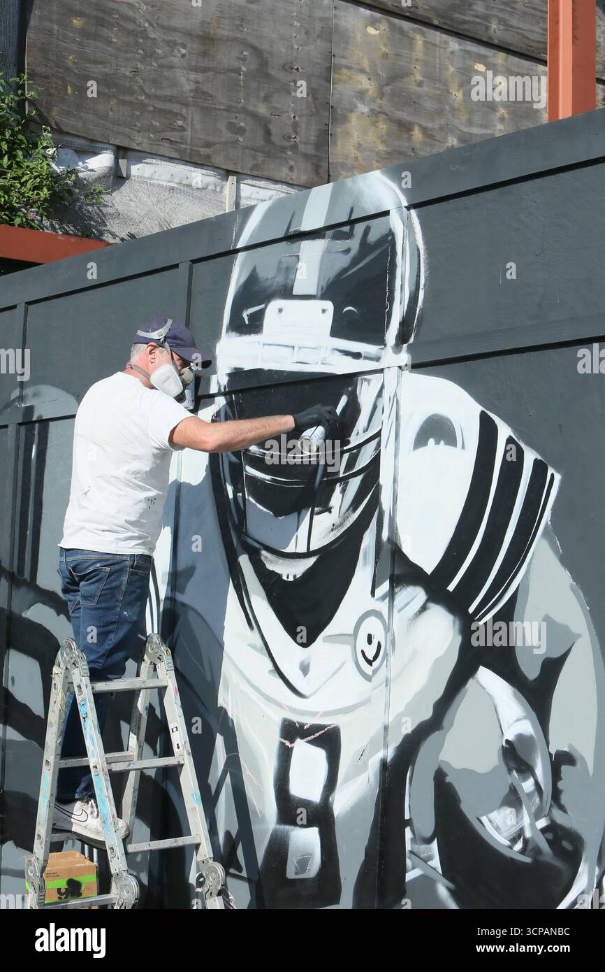Dublin, Ireland - 23rd September 2025 - Spray artists work on a large ...