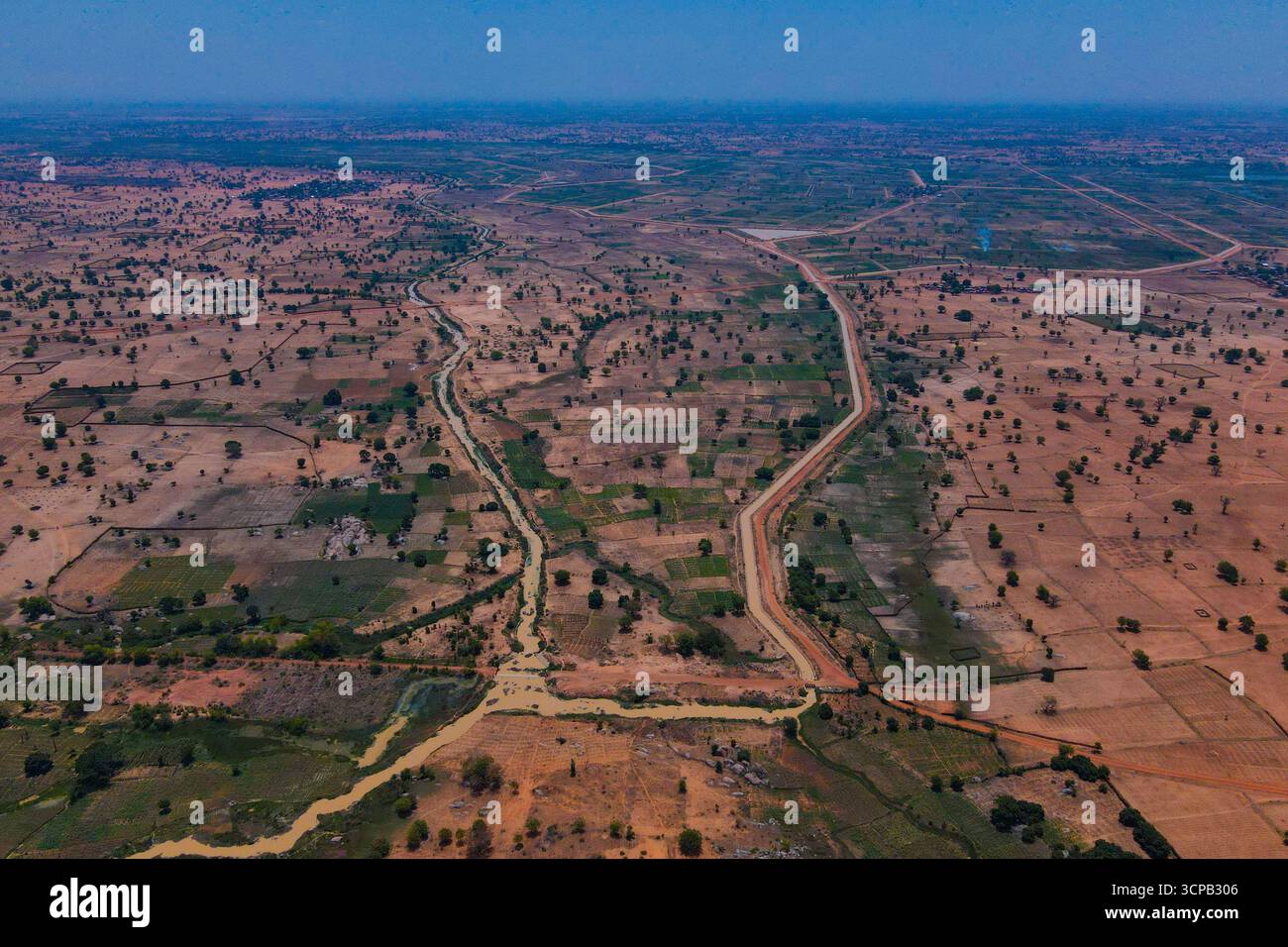 Gwarzo road hi-res stock photography and images - Alamy