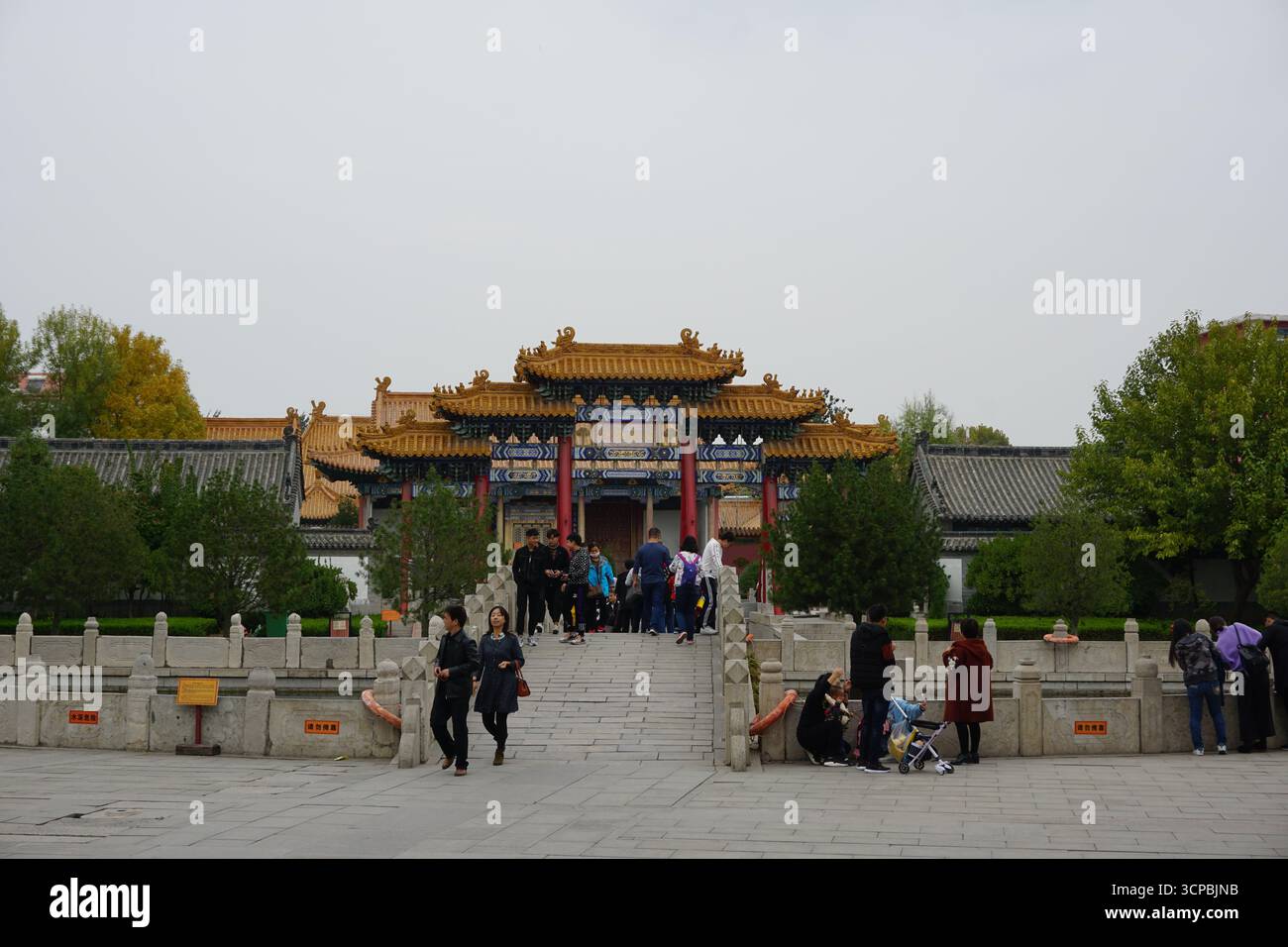 Jinan confucian temple hi-res stock photography and images - Alamy