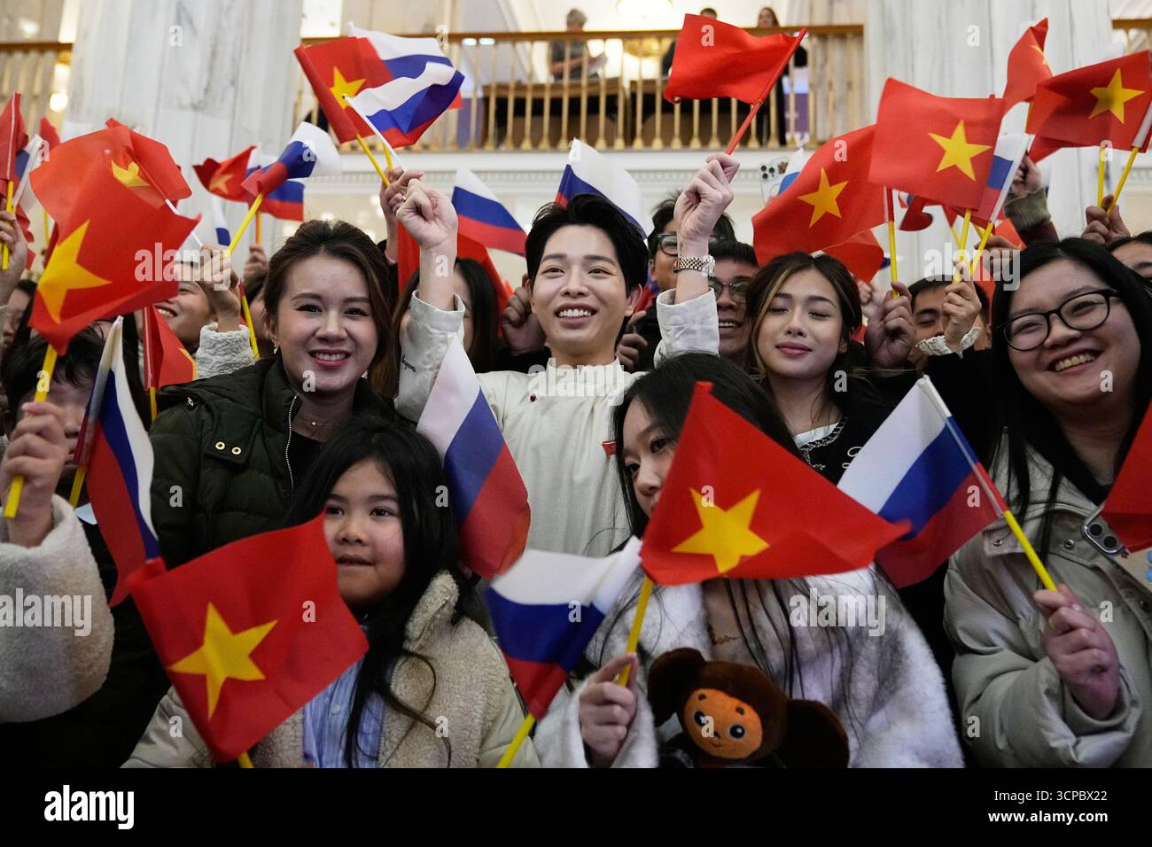 Vietnam's Duc Phuc, center, winner of the International Music ...