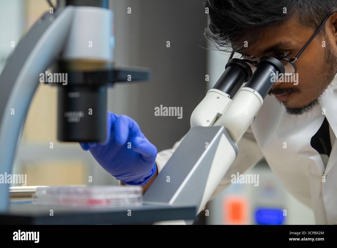 Vaccine and Infectious Disease Organization (VIDO) researchers ...