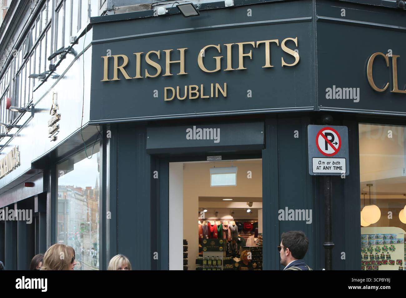 Dublin, Ireland - 05th September 2025 - An Irish Gifts shop selling ...