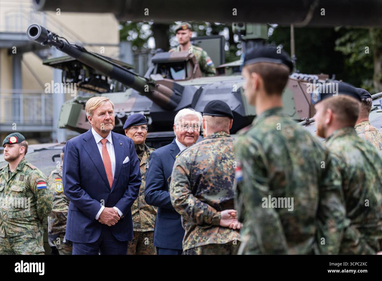 25 September 2025, North Rhine-Westphalia, Münster: Dutch King Willem ...