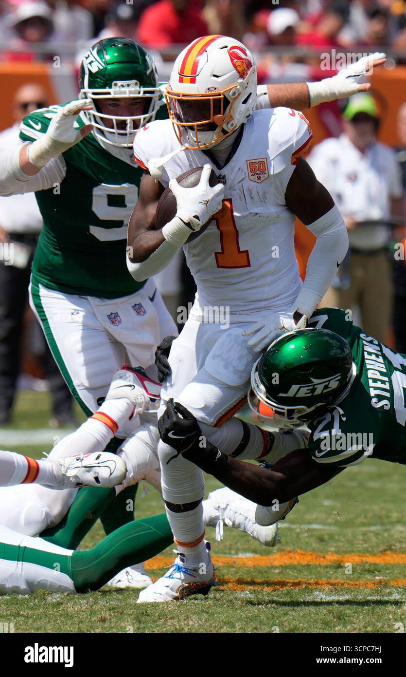 Tampa Bay Buccaneers running back Rachaad White (1) against the New ...