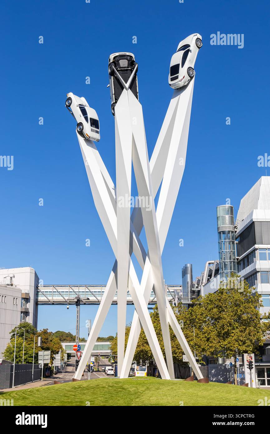 Porsche Zentrale mit Hauptsitz am Porscheplatz in Stuttgart ...